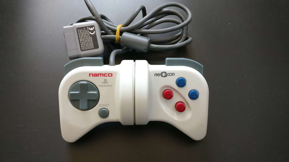 Namco NeGcon Controller | PSOne Zubehör | PS1 / PSOne | Sony ...